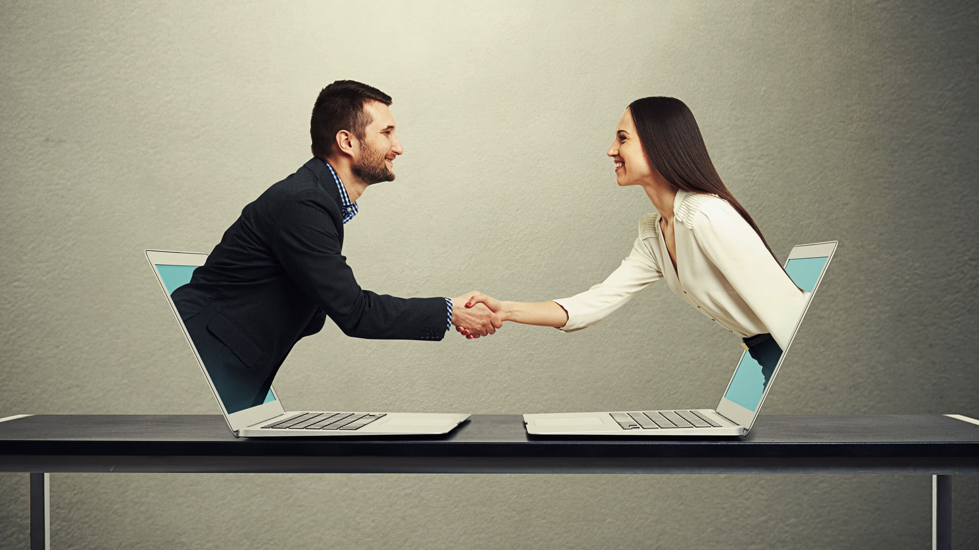 Read our ten top tips to master your virtual interview